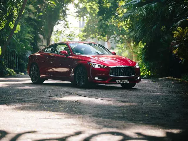 „Infiniti“ pristato pirmąjį JAV automobilį į Kubą per 58 metus 84555_2