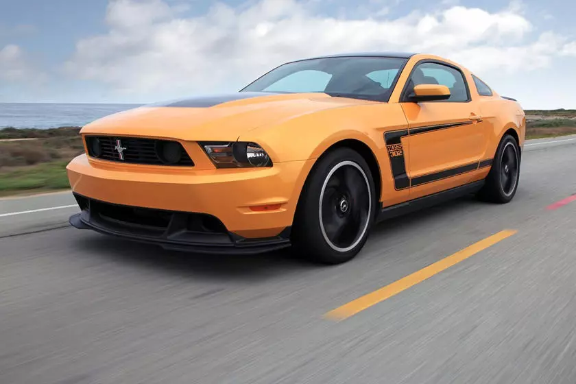 2012-2013 Ford Mustang Boss 302 Изглед отпред Шофиране