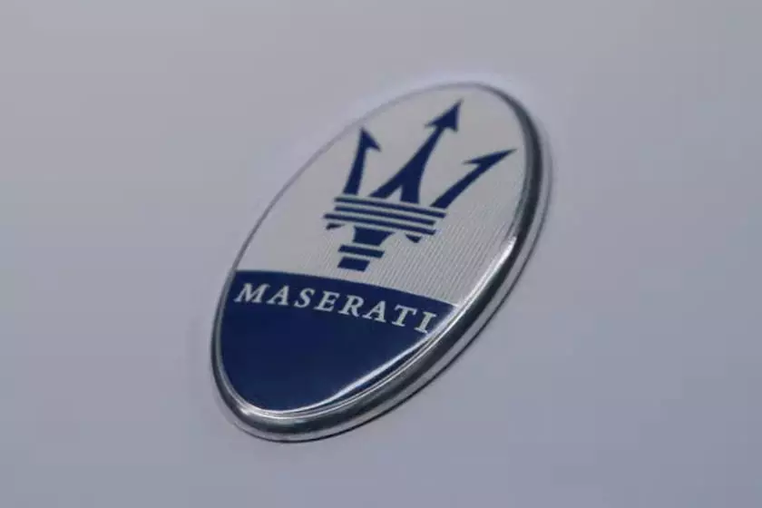 Maserati MC20 гайхалтай шинэ загварын машины бүрээстэй боллоо 84741_5