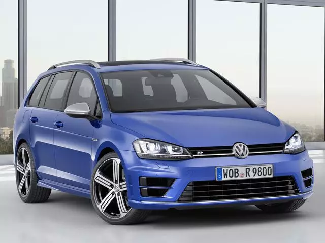 VW Golf R Variant биз каалаган 296 аттын күчү Wagon болуп саналат 85469_4