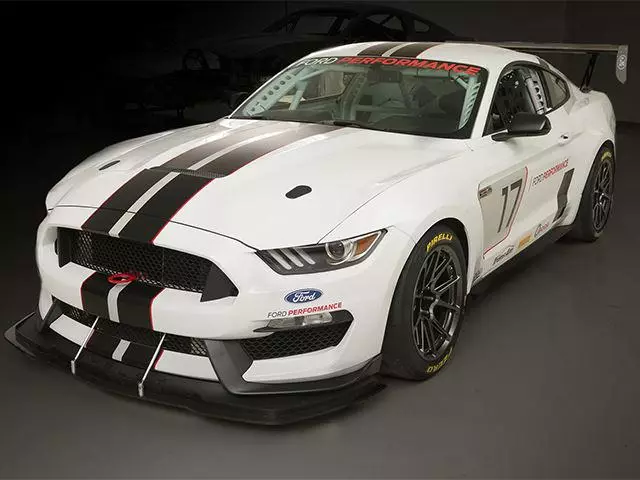 Rankontre Shelby FP350S la: Dènye Mustang nan Ras-Tuned 85714_1