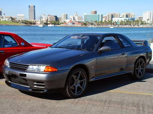 US Legal Nissan Skyline GT-R R32 e mafai ona avea ma oe 85891_1