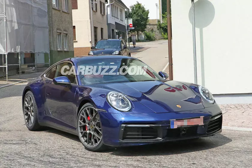 LEAKED: 2020 Porsche 911 Berî Debuta LA xuya dike 86024_4