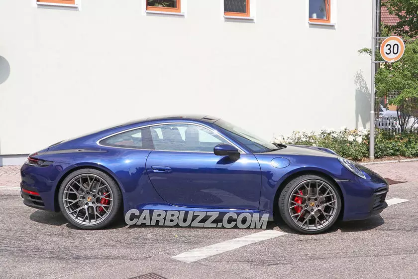 LEAKED: 2020 Porsche 911 Berî Debuta LA xuya dike 86024_7