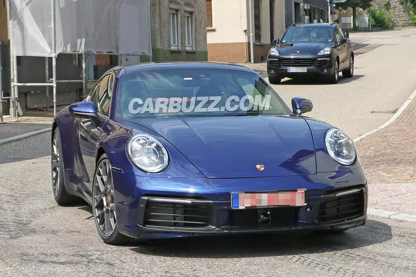 LEAKED: 2020 Porsche 911 Berî Debuta LA xuya dike 86024_8