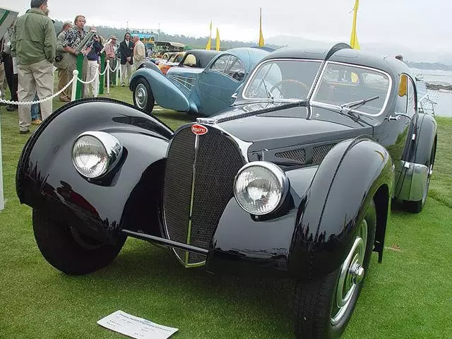 Seksualiserede biler: Bugatti 57 Atlantic 86161_1