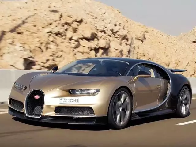 Chris Harris Bugatti Chiron-a Gedib və Fırıldamağı dayandıra bilmir 86456_1