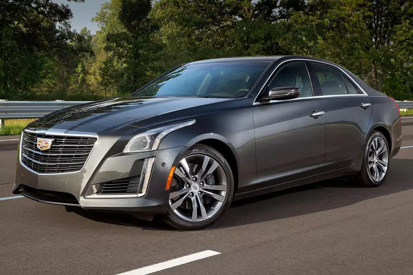 2015-2019 Cadillac CTS Sedaan ees kolmveerand vasakult külgvaade