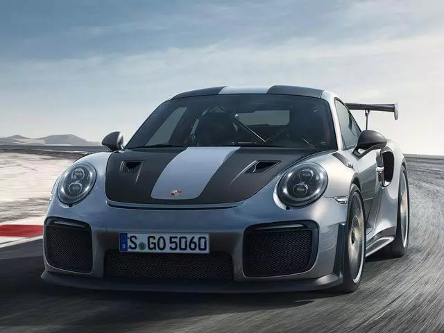 والتر رورل افسانه ای را با پورشه 911 GT2 RS تماشا کنید 86504_3