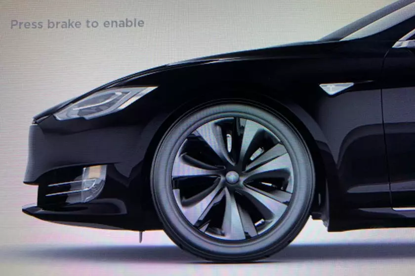 Tesla Model S를 위한 멋진 새 바퀴는 범위를 증가시킬 것입니다 86691_2