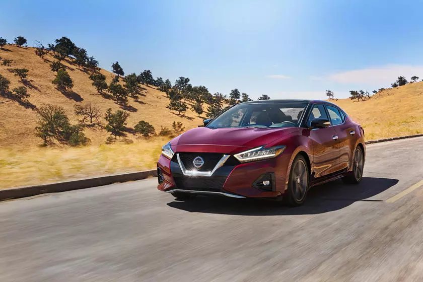 2019 Nissan Maxima Təzə Yeni Görünüşlə Gəlir 86750_11