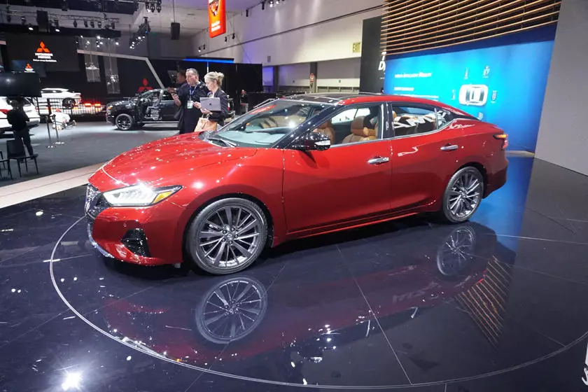 2019 Nissan Maxima Təzə Yeni Görünüşlə Gəlir 86750_14