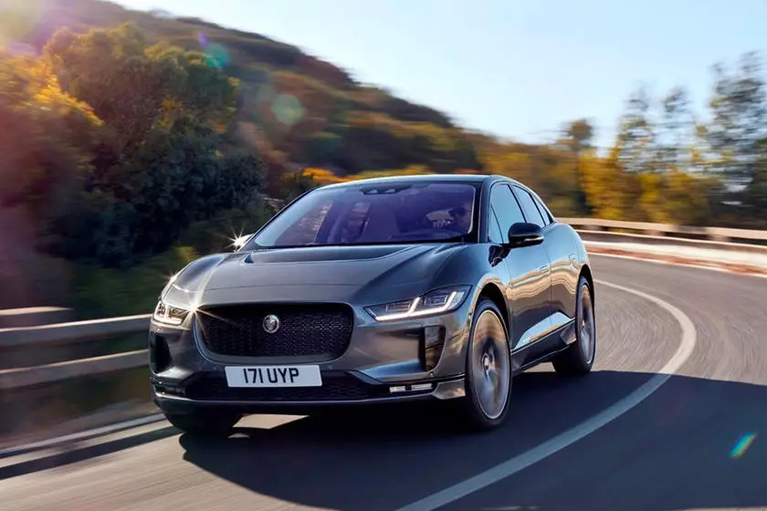 Jaguar Land Rover zal $ 18 miljard uitgeven om van diesel af te stappen 86883_1