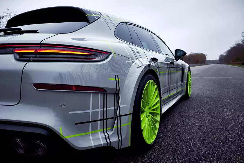 La Porsche Panamera Turbo S E-Hybrid se transforme en super berline de 750 chevaux 86976_7