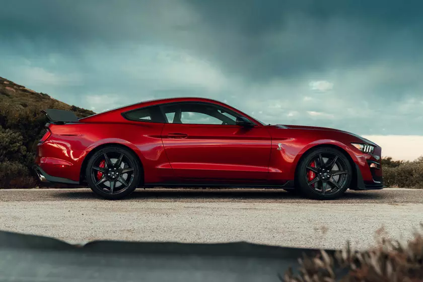 2020-2021 ፎርድ ሼልቢ GT500 Mustang የጎን እይታ