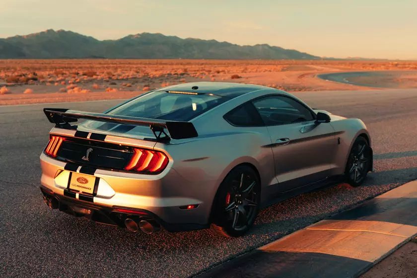 2020-2021 Ford Shelby GT500 Mustang နောက်ဘက်ထောင့်မြင်ကွင်း