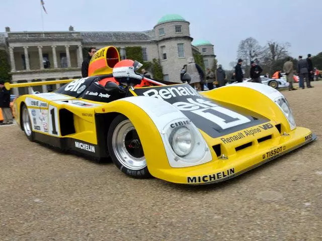 Renault yn Dod â 2 Gysyniad i Goodwood 87335_1