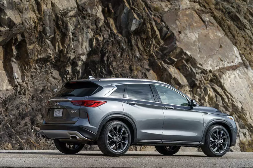 2019 Infiniti QX50 දකුණු පැති දසුන