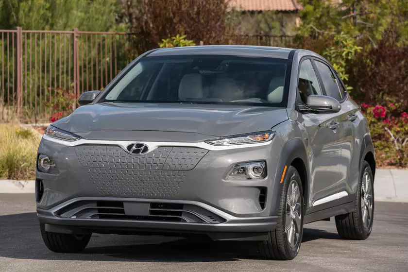 Vista frontal de Hyundai Kona EV 2019