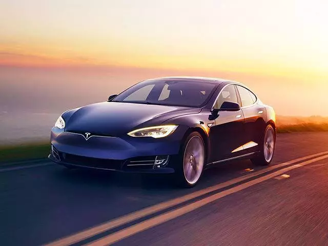 Tesla Akan Berhenti Menjual Model S Termurahnya Untuk Memberi Ruang Bagi Model 3 88121_1