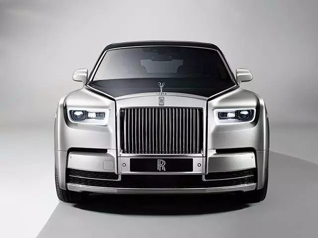 Nasîna Rolls-Royce Phantom VIII: Nazik Qet Ewçend Baş Nexuya 88202_1