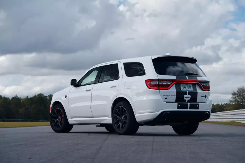 Vue arrière du Dodge Durango SRT Hellcat 2021