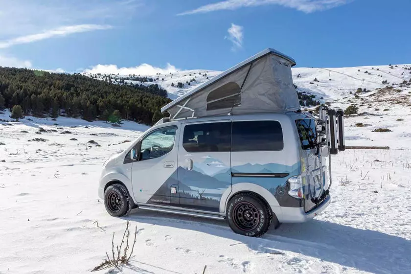 Pade Nissan's Winter Camper Concept 88327_9