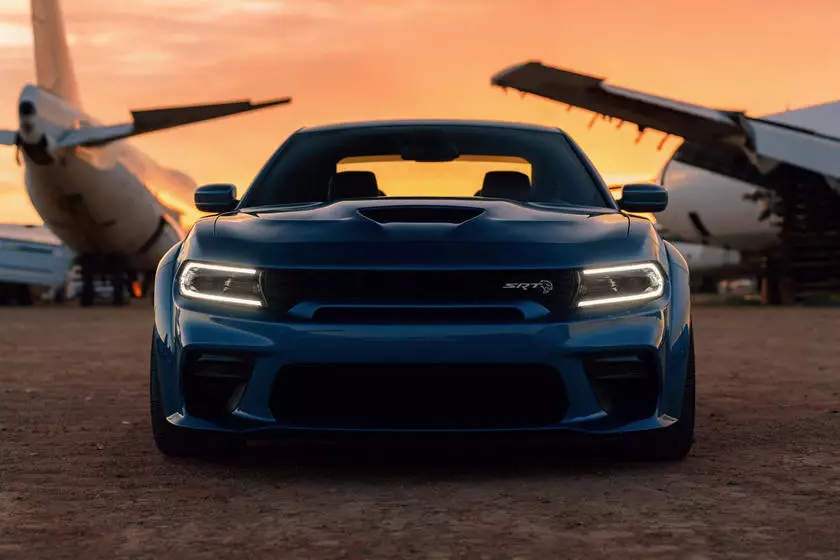 2020 Dodge Charger Hellcat Widebody 以 707 HP 释放 8837_12