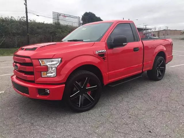 Ky tregtar i Fordit do t'ju shesë një F-150 Shelby Supercharged 750-HP 8844_1