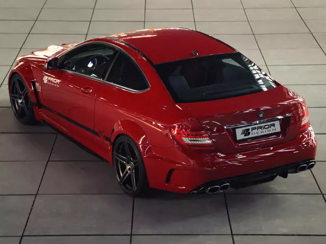 C Class Coupe Black Edition na saunia muamua 88561_6