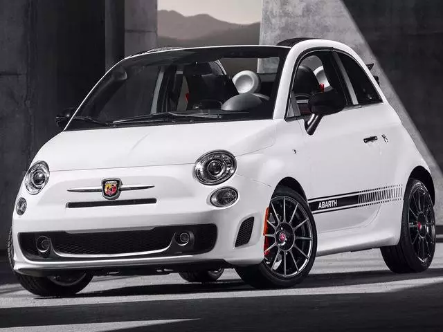 Fiat جي ڪرسلر قبضو جاري آهي 88616_3