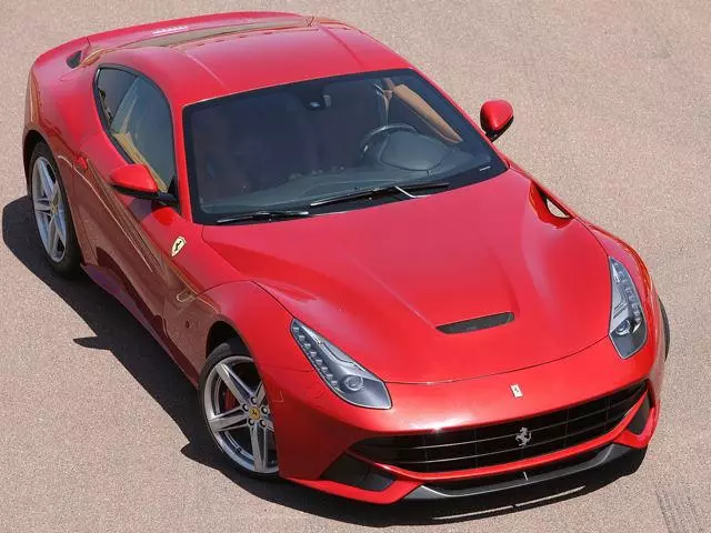 Новото Ferrari California идва с 552HP и F12 Styling 88803_2