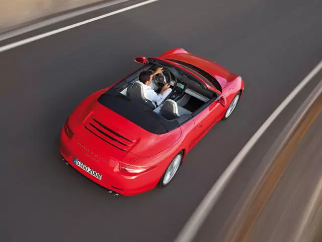 Porsche tu silẹ Oṣiṣẹ ni ọdun 2012 911 Carrera Cabriolet Awọn alaye & Awọn fọto 88823_4