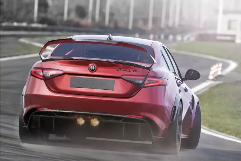 Alfa Romeo ûntbleatet alle nije 540-pk Giulia GTA en track-focused GTAm 8892_2