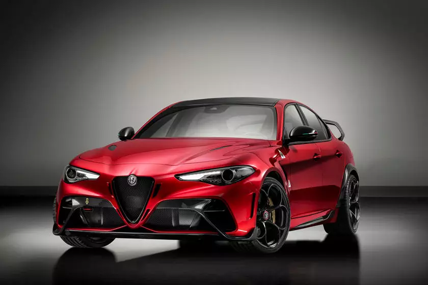 Alfa Romeo ûntbleatet alle nije 540-pk Giulia GTA en track-focused GTAm 8892_4