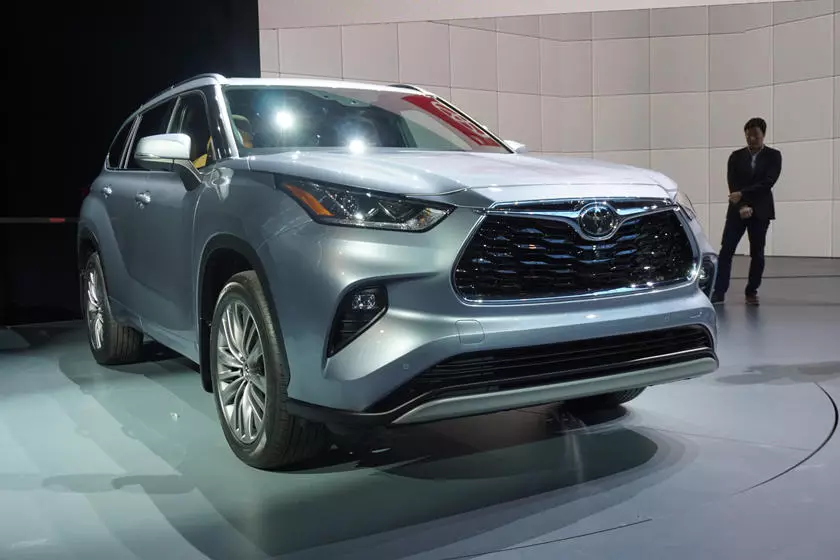 Lernen Sie den brandneuen Toyota Highlander 2020 kennen 89474_1