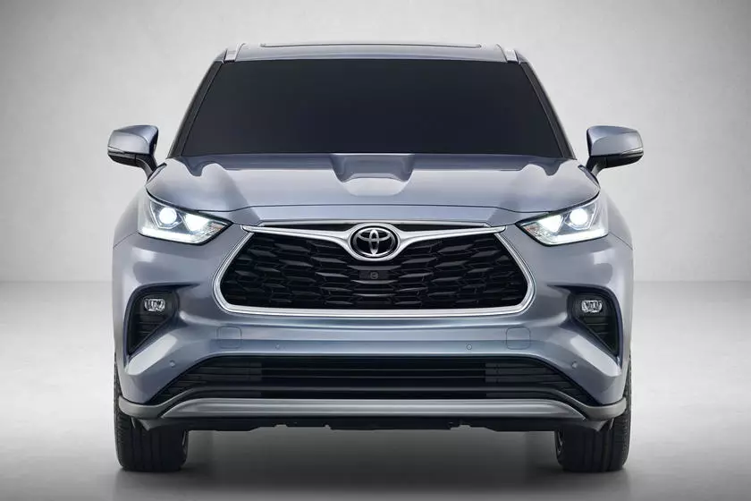 Запознайте се с изцяло новата Toyota Highlander 2020 89474_18