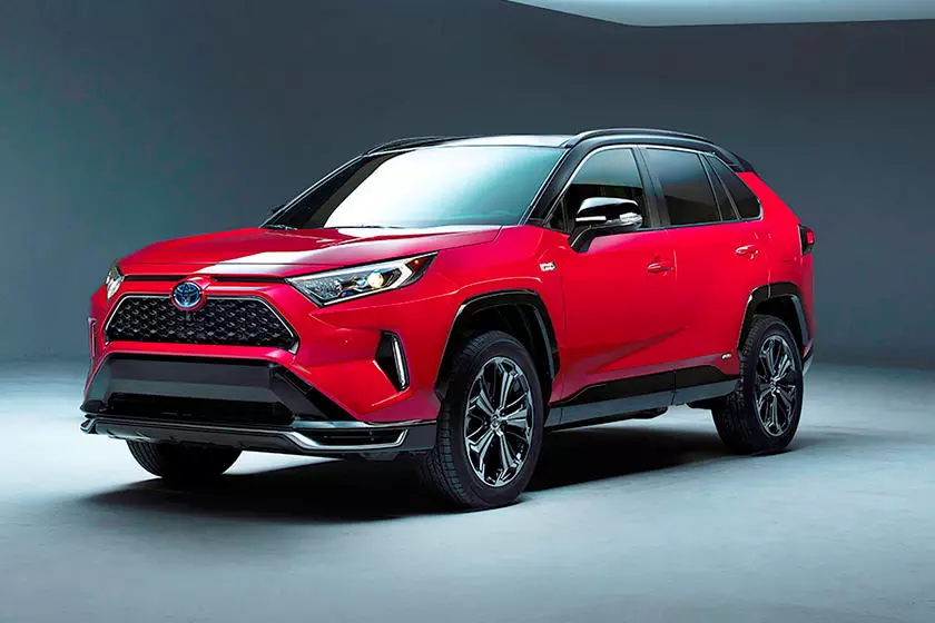 טויאָטאַ טייסץ ערשטער-טאָמיד RAV4 פּלוג-אין היבריד 89721_1