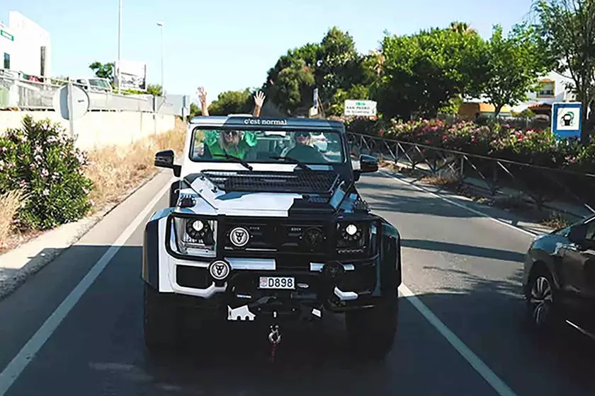 Jereo ny Crazy Mercedes G500 4×4² Convertible an'i Jon Olsson 89766_7