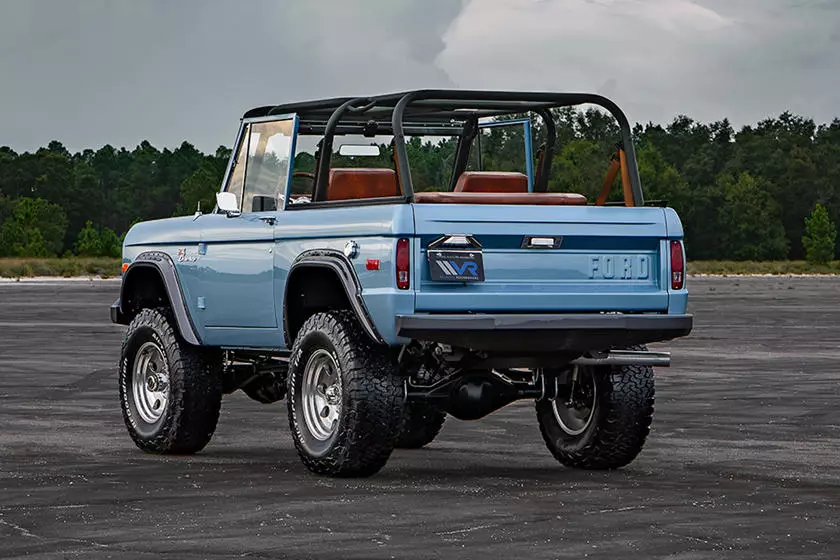 Sansasyonèl Ford Bronco Restomod 1973 koute plis pase yon McLaren 570S 89968_5