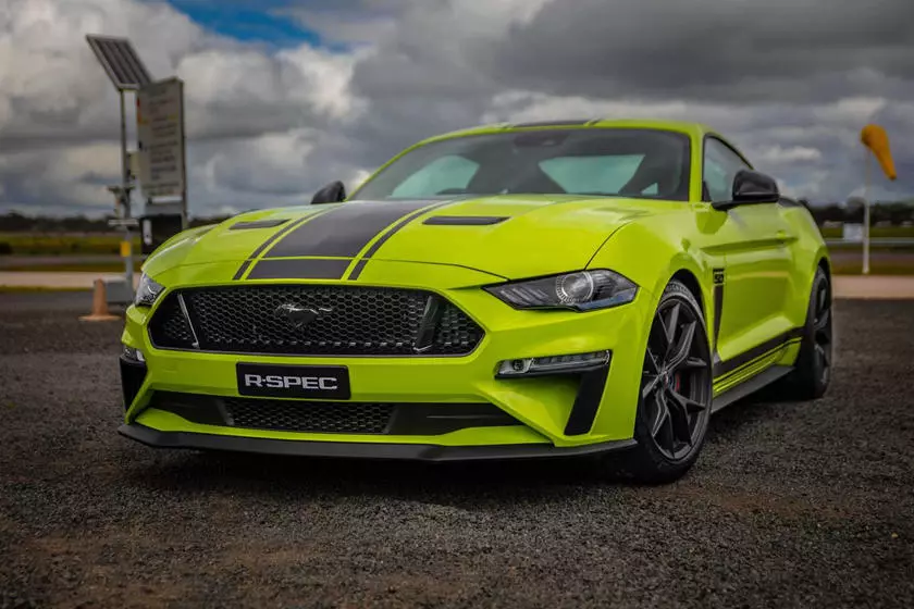 Ford Mustang R-Spec হল একটি সুপারচার্জড পনি যা আপনার কাছে থাকতে পারে না 90137_3