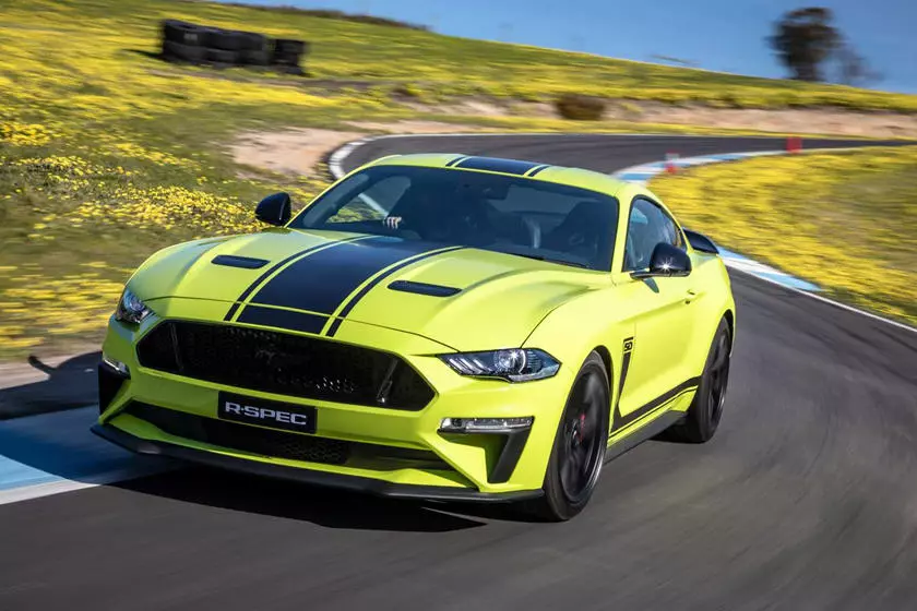 Ford Mustang R-Spec bụ Pony chaja nke ukwuu ị nweghị ike ịnwe 90137_6