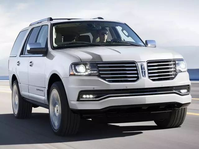 Lincoln Navigator ga-abụ ihe ọhụrụ maka 2017 90141_1