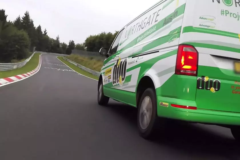 Un VW Transporter acaba de romper a barreira dos dez minutos no Nurburgring 90213_8