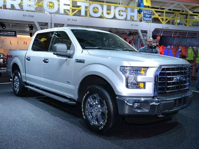 Ọ bụghị ndị niile na-azụ ahịa Ford F-150 2015 ga-enweta ụgbọ ala ha n'afọ a 90242_1