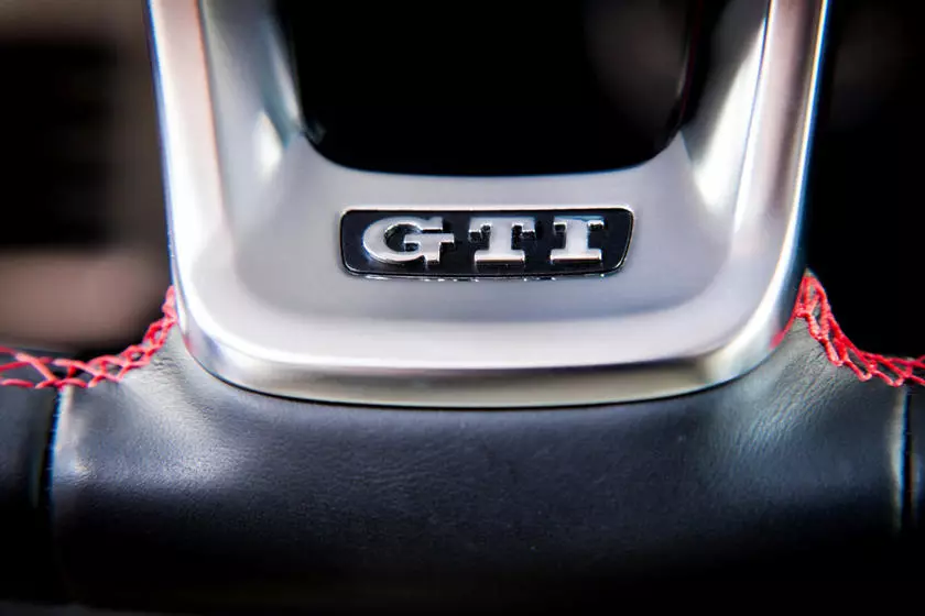 2015-2018 Volkswagen Golf GTI Direksiyon Detayları