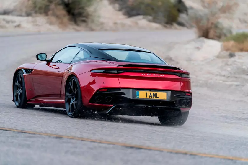 2019-2020 Drejtimi i Aston Martin DBS Superleggera me pamje të pasme