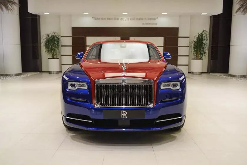 Rolls-Royce Wraith-ek bi tonuko pinturarekin banatzen du iritzia 90405_1