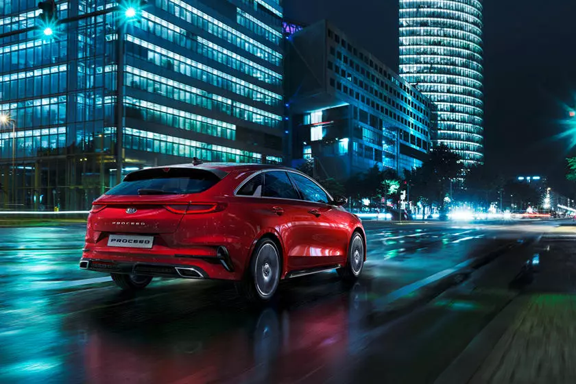 Kia Ceed GT 2019 mund të shikojë kapakun e ri Forte5 Hot 90486_6