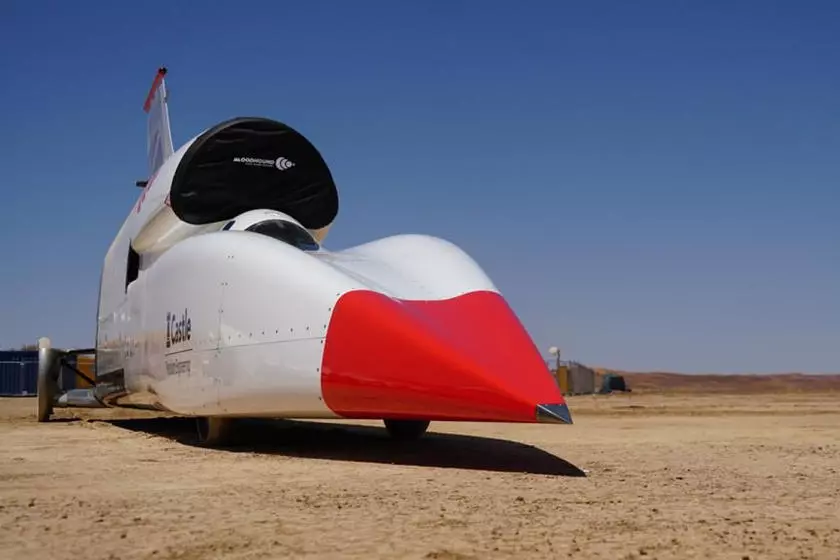 Реактивний автомобіль Bloodhound LSR досягає найвищої швидкості 90531_1